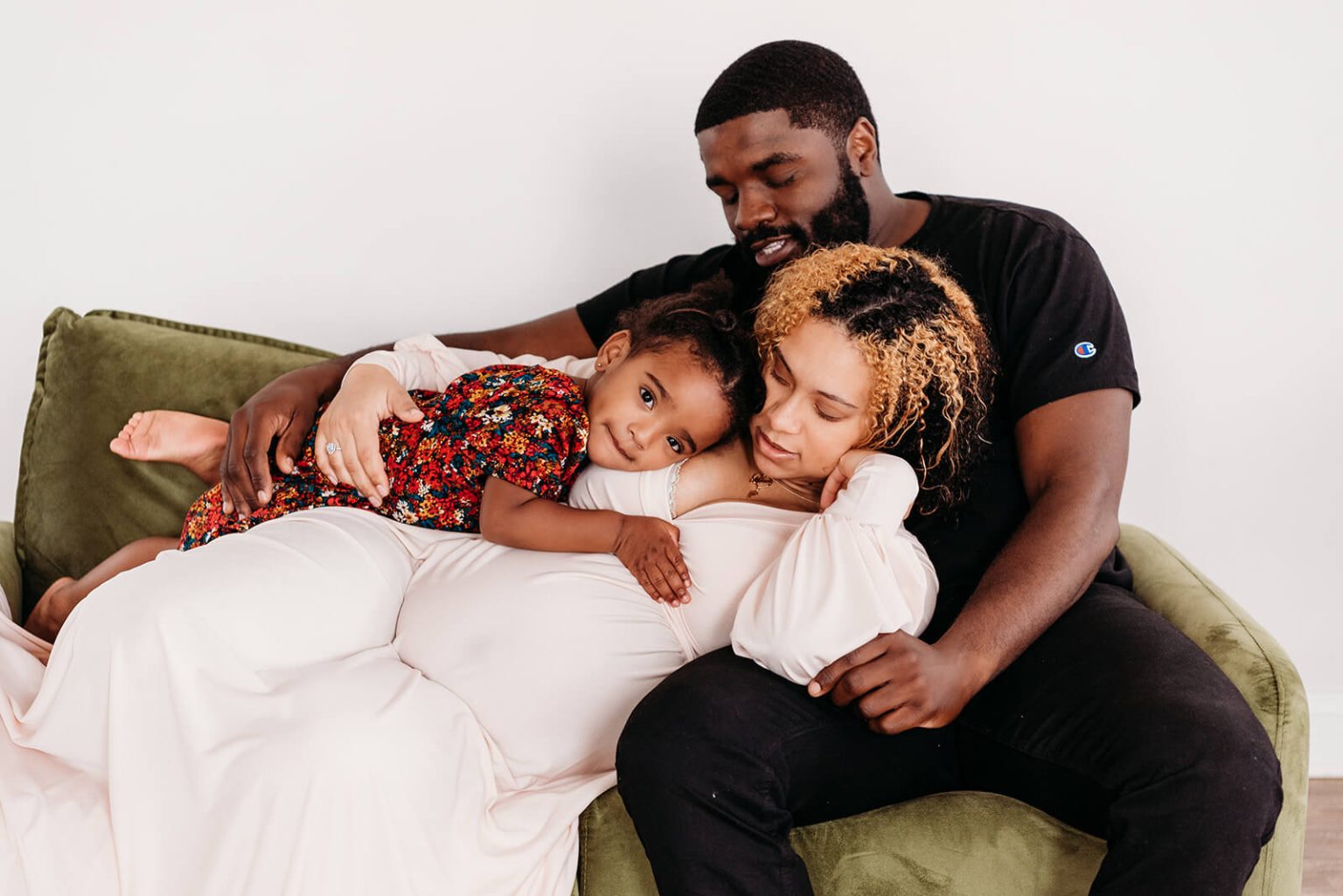 Why Including Your Partner and Kids in Maternity Photos is a Must